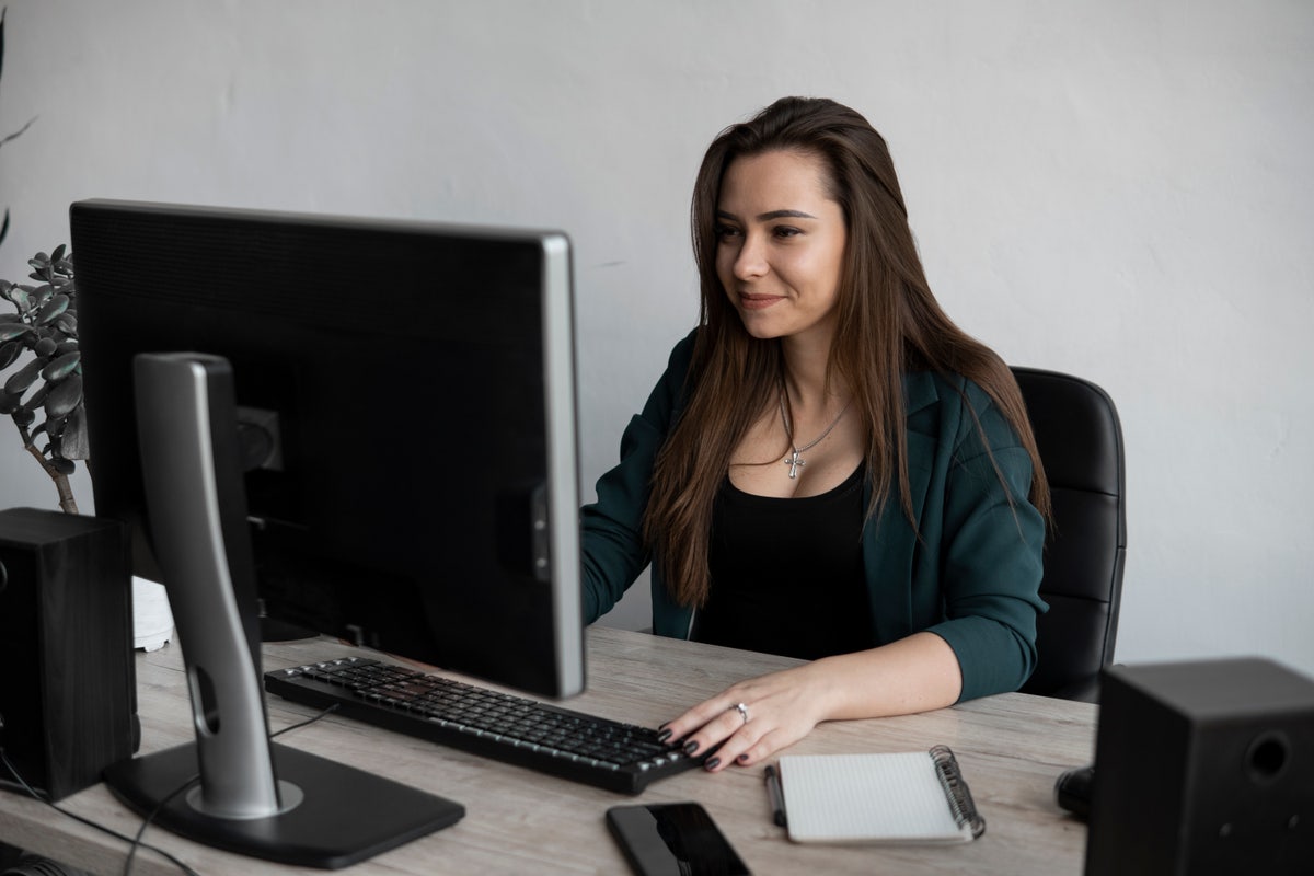 What is an applicant tracking system used for? | Adobe Acrobat