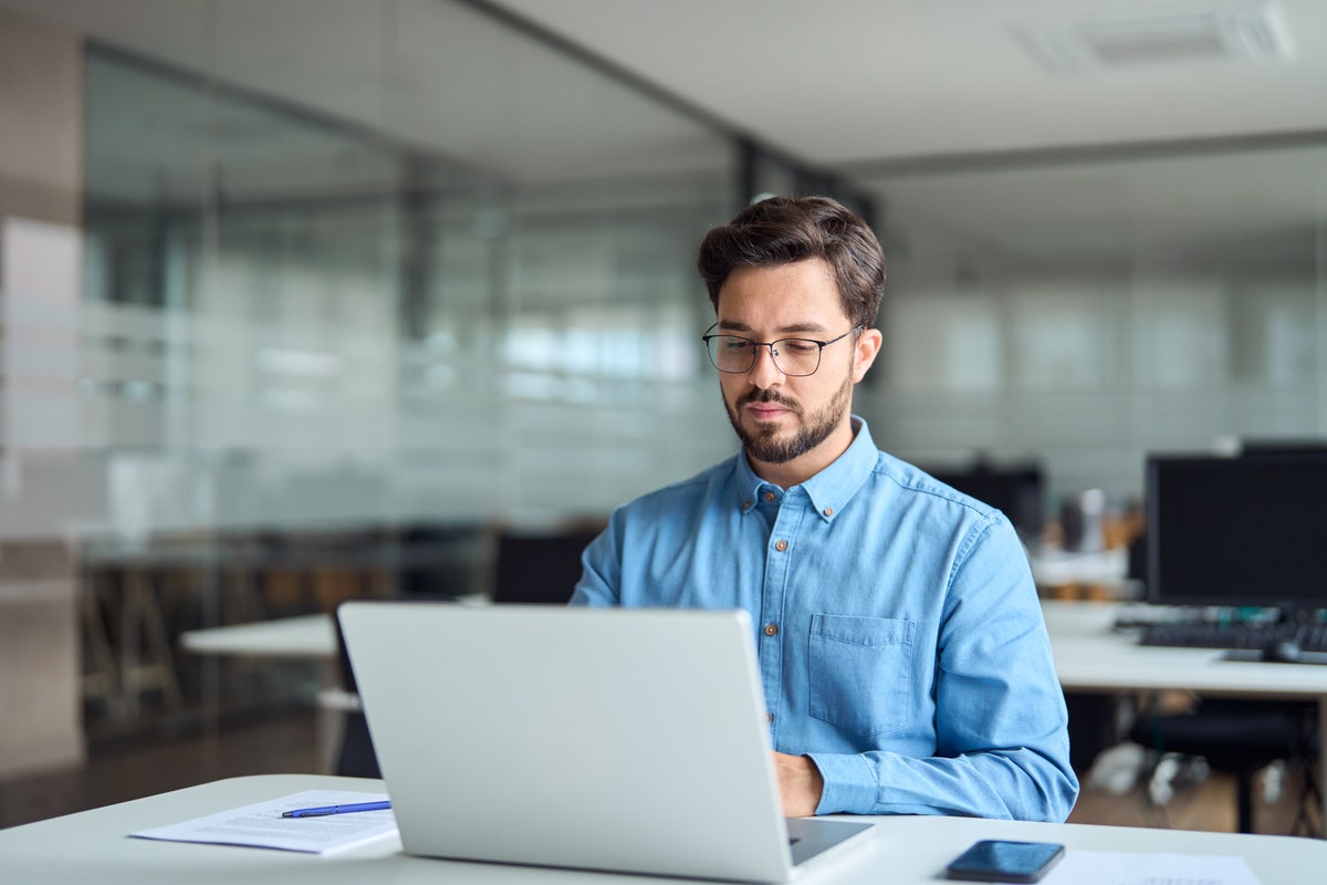 What is sales quote software and how can it help? | Adobe Acrobat