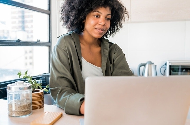 Online contract signing for business | Adobe Acrobat Sign