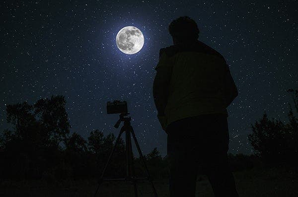 Camera Settings for Moon and Night Photography