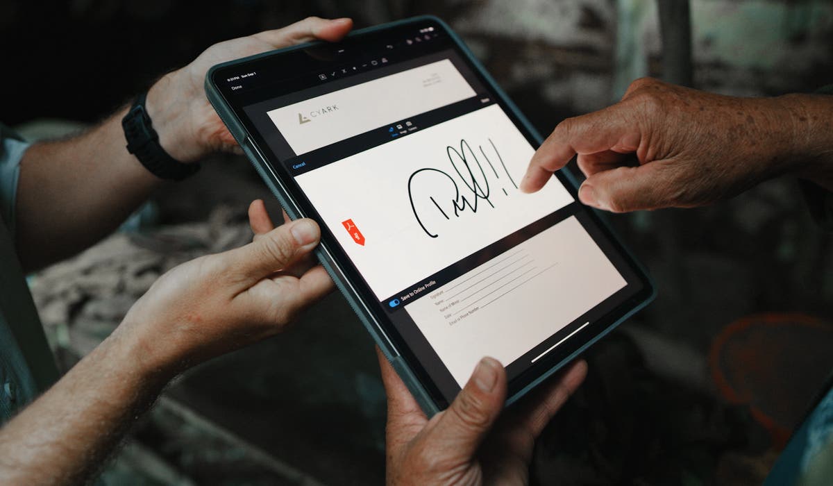 Adobe Acrobat Pro untuk Nirlaba: Solusi dokumen profesional Anda