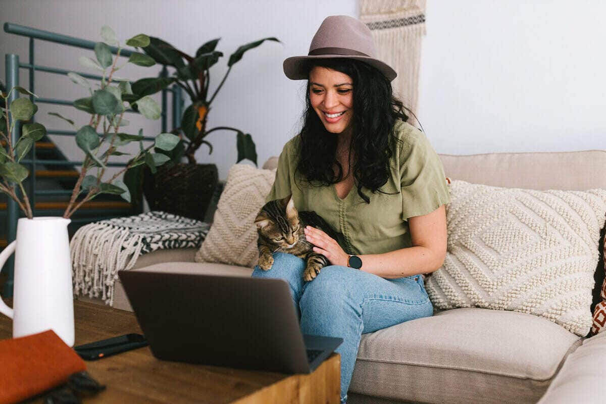 5 remote work tips to easily work from anywhere | Adobe Acrobat