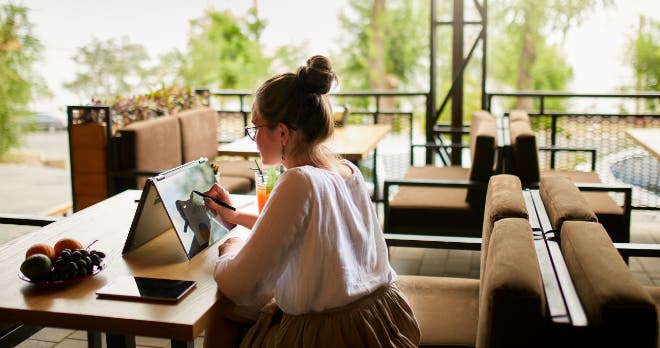 4 ways to build integrated document workflows with e-signatures